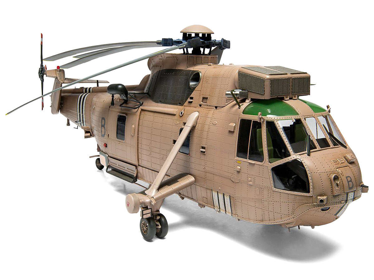 Level 4 Model Kit Westland Sea King HC.4 Helicopter with 4 Scheme Opti ...