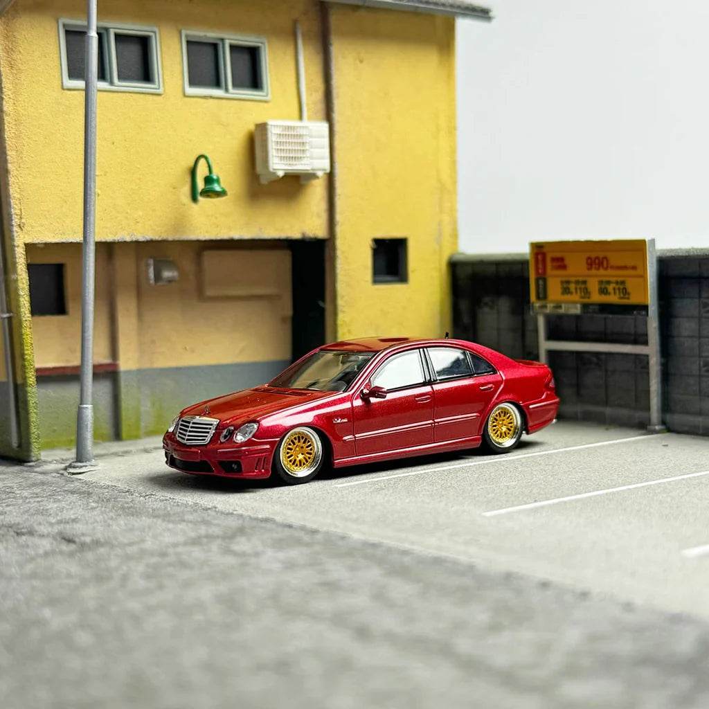 Mercedes-Benz E63 AMG W211 Lowered in Red 1:64 Diecast by MK Model ...